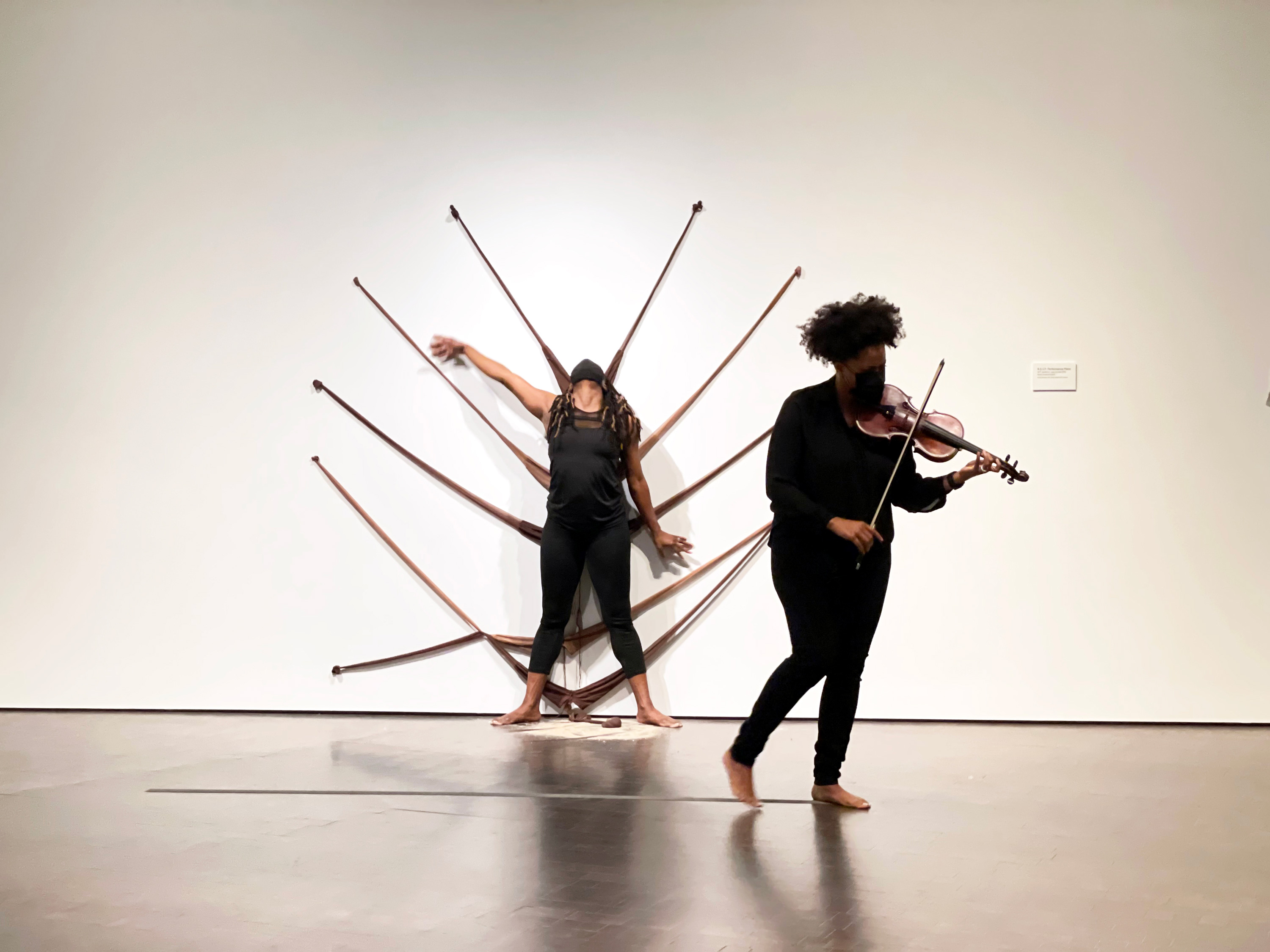 Dancer Rai Goshea 'Activates' Senga Nengudi Sculpture | Denver Art Museum